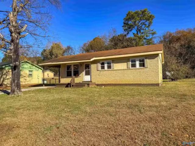 4226 TEEJAY DR NW, HUNTSVILLE, AL 35810