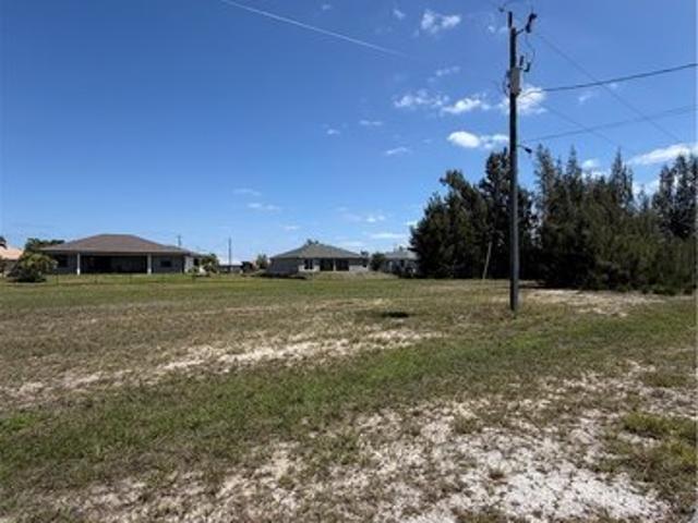 4227 NW 25th Ter, Cape Coral, FL 33993