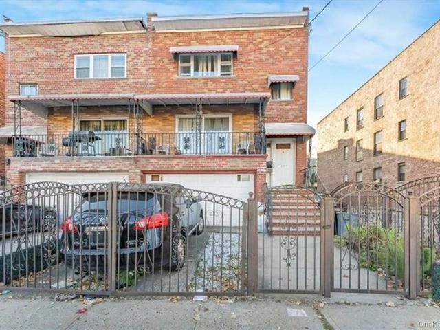 4227 Baychester Ave, Bronx, NY 10466
