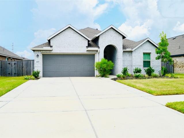 4227 Sterling View Blvd, Baytown, TX 77521