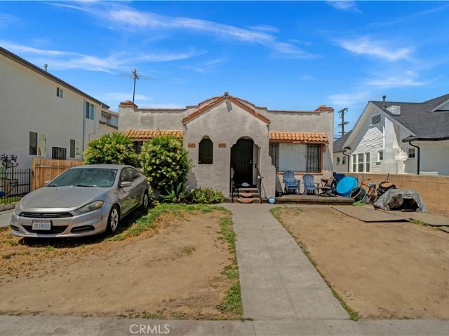 4227 Walton Avenue