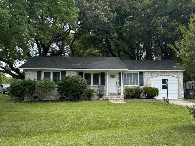 4228 Oakridge Drive