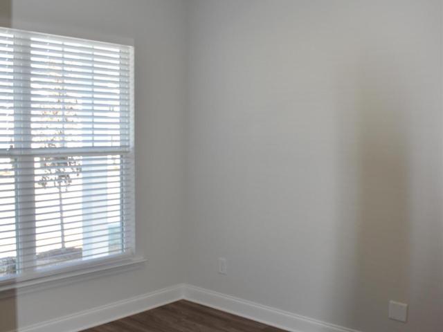 4228 Beautiful Pond Park
