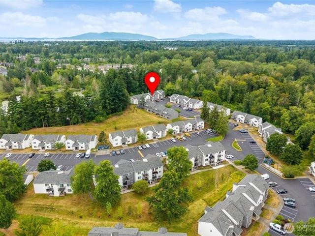 4228 Wintergreen Ln Apt 124, Bellingham, WA 98226