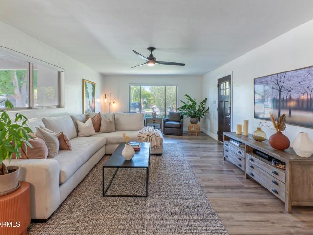4229 N 34th St, Phoenix, AZ 85018 | MLS #6924 | Compass