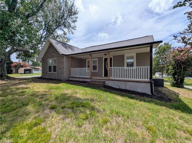 4229 N Fuller Mill Rd, Thomasville, NC 27360