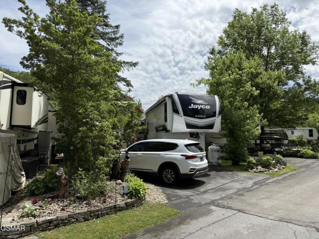 4229 E Parkway #376