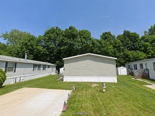 4229 Hillary Crk, Burton, MI 48519