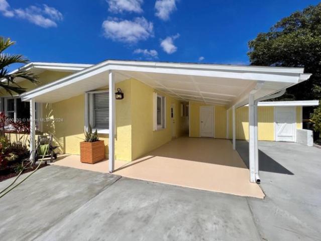4229 SE Palmetto St, Stuart, FL 34997