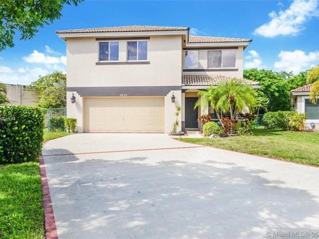 4220 NW 62nd Ct, Coconut Creek, FL 33073