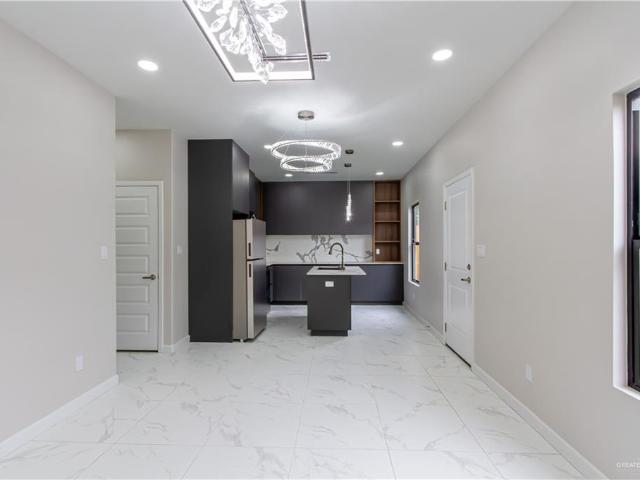 4220 Hummingbird Avenue 80