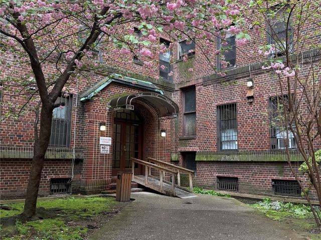 4220 Kissena Boulevard A12