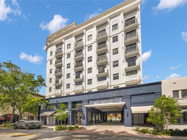 4220 Laguna St, Unit 803, Coral Gables, FL 33146 | MLS #A11996