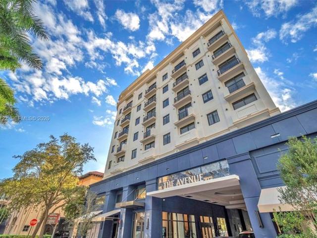 4220 Laguna St Apt 505, Coral Gables, FL 33146