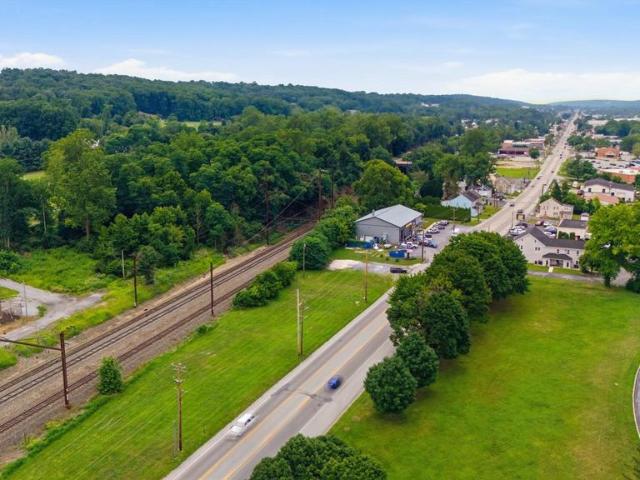 4220 Lincoln Highway