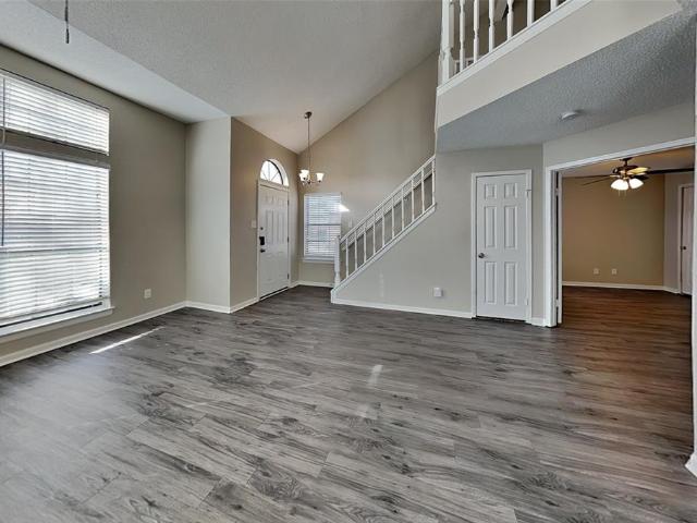 4220 Phoenix Drive