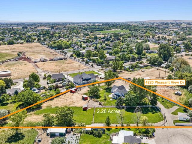 4220 Pleasant View