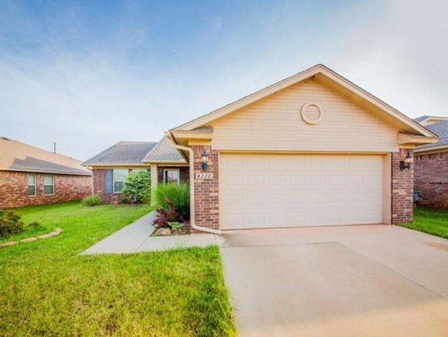 4220 Prescot Dr, Stillwater, OK 74074