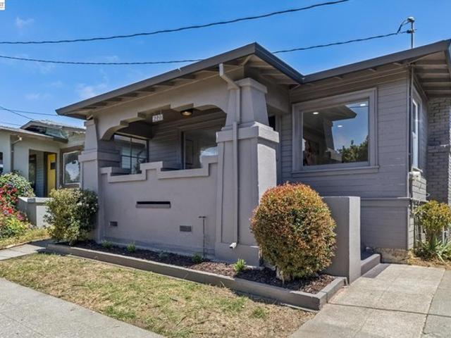 4220 Suter St, Oakland, CA 94619