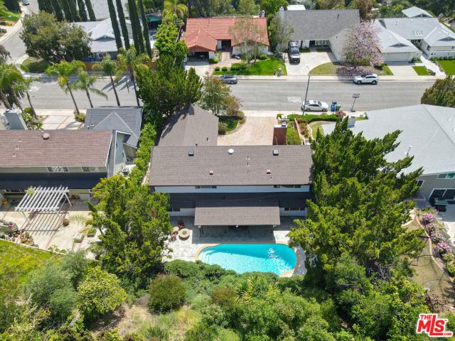 4220 Towhee Drive