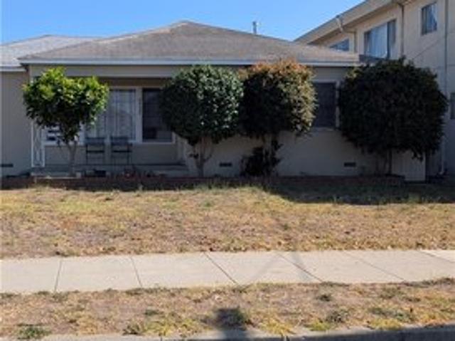 4220 W 118th St, Hawthorne, CA 90250