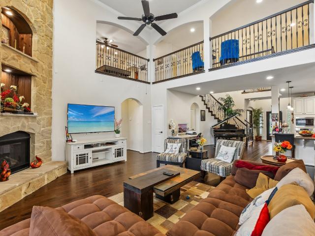 4220 Walnut Bend Drive