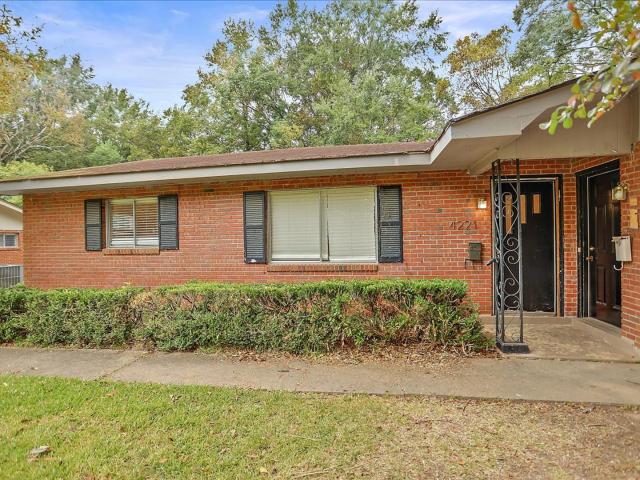 4221/4223 Hawthorne Court