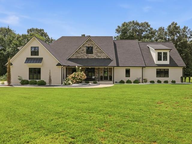 4221 N KY 121, Murray, KY 42071