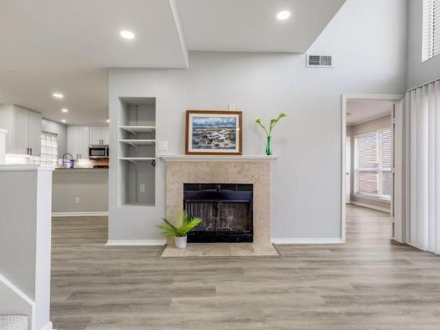4221 Cole Ave Apt 202, Dallas, TX 75205