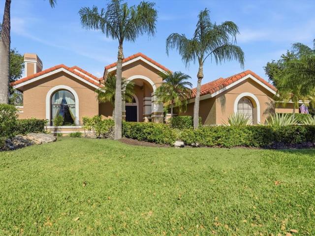 4221 Escondito Cir, Sarasota, FL 34238 | MLS #A4679