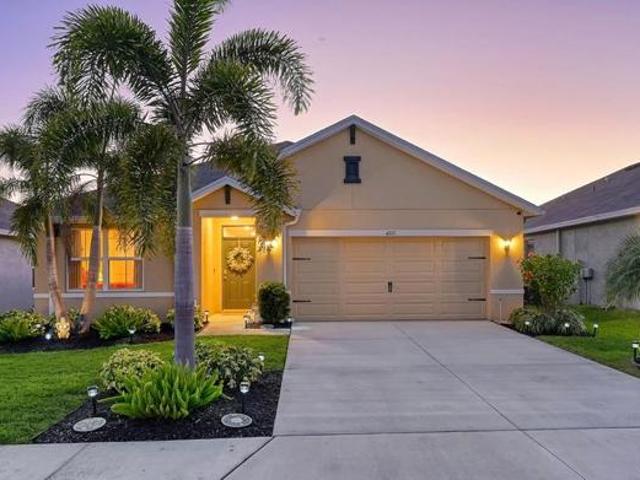 4221 Park Willow Ave, Palmetto, FL 34221