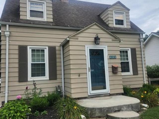 4221 Rugby Dr, Toledo, OH 43614