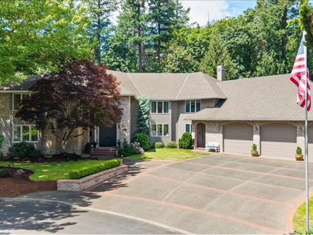 4221 SW Selling Ct, Portland, OR 97221