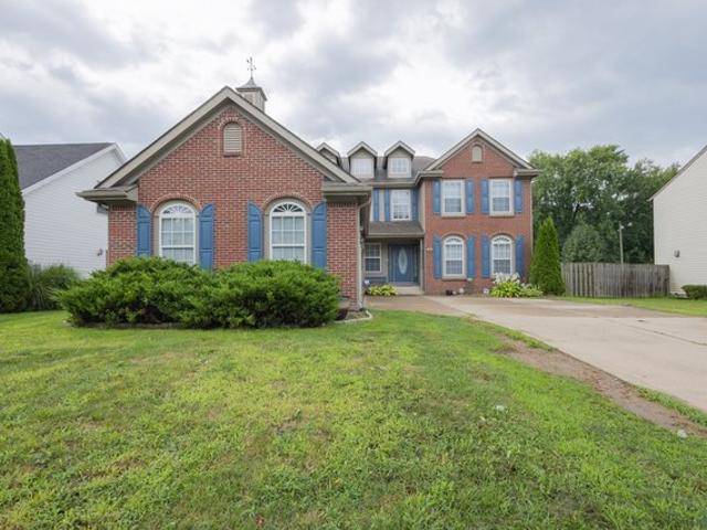 4221 Southport Trace Dr, Indianapolis, IN 46237