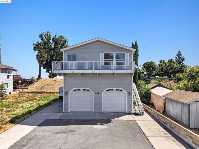 4221 Willow Rd