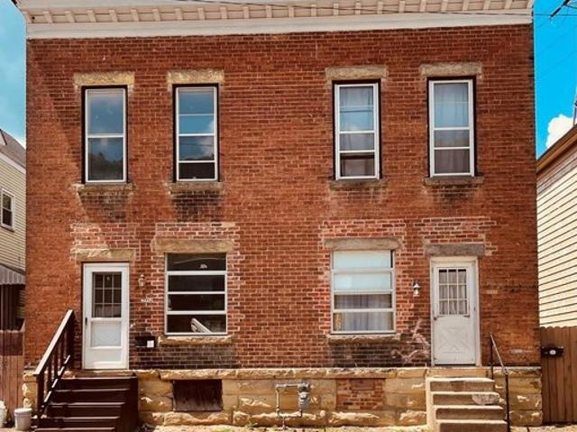 4221 4 Wood St, Wheeling, WV 26003