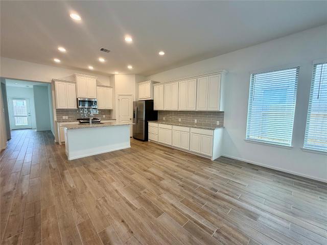 4222 Colony Ln
