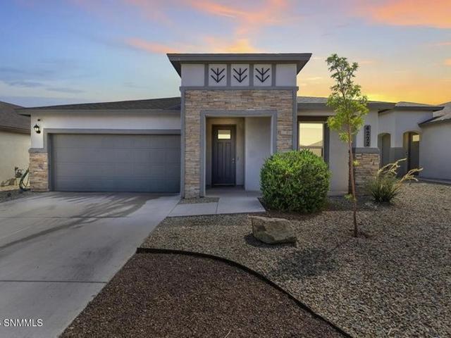 4222 Desert Lily Dr, Las Cruces, NM 88007