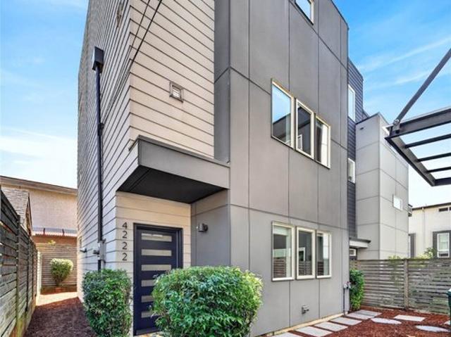 4222 Linden Ave N, Seattle, WA 98103