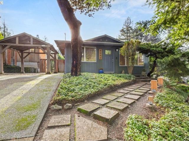 4222 SW Hume St, Portland, OR 97219