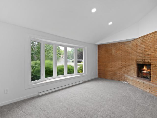 4223 Canterbury Ln