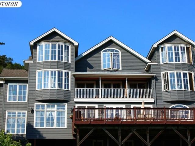 4223 State Route 97, Barryville, NY 12719