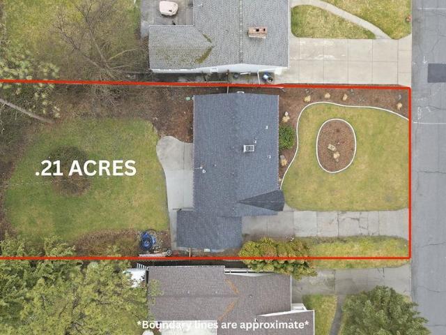 4223 S Hogan St, Spokane, WA 99203 | MLS #202614 | Compass