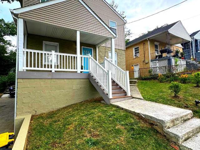 4223 Vine Street