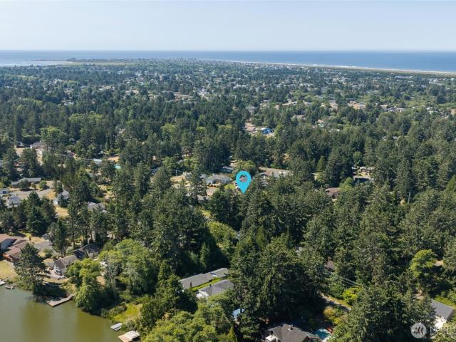 422 430 Mud Hen Loop SE