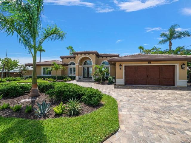 422 55th Ave, St. Pete Beach, FL 33706 | MLS #TB8412