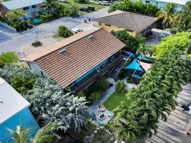 422 Calle Limon, Marathon, FL 33050