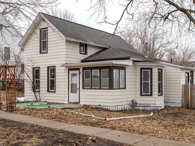 422 Crawford St, Boone, IA 50036