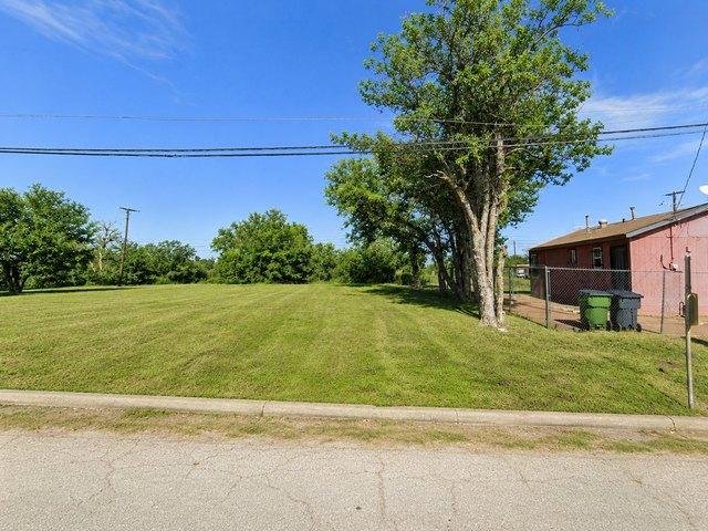 422 Bonner St, Wichita Falls, TX 76301