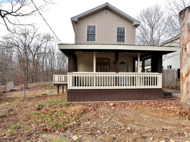 422 Brown Trail, Hopatcong, NJ 07843 | MLS #4019 | Compass